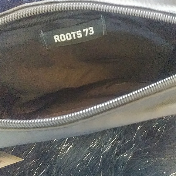 Roots | Other | Roots 73 Cosmetic Bag | Poshmark